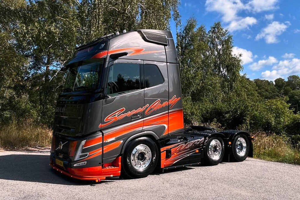 Volvo FH Aero 'Sweet Candy' voor Guldager